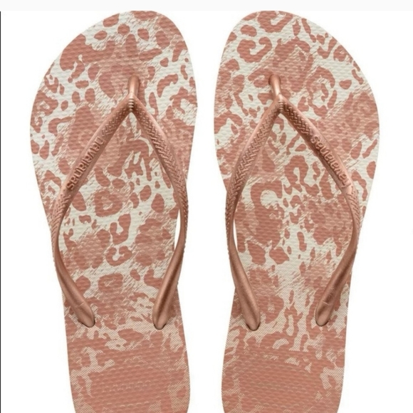 Havaianas | Shoes | Havaianas Leopard Flip Flops Girls 34 Mauvecopper ...